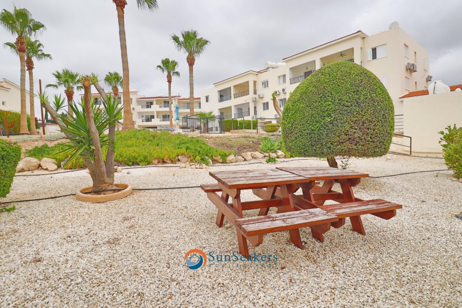 Apartment For Sale in Peyia, Pafos - SUN18037