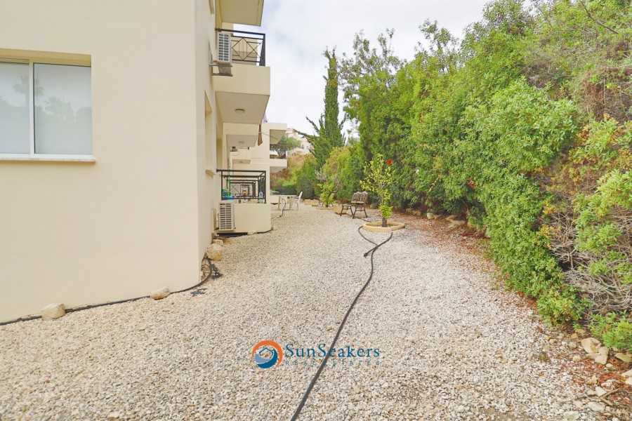 Apartment For Sale in Peyia, Pafos - SUN18037
