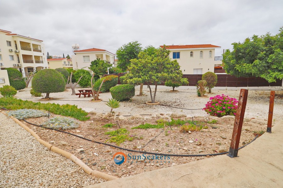 Apartment For Sale in Peyia, Pafos - SUN18037